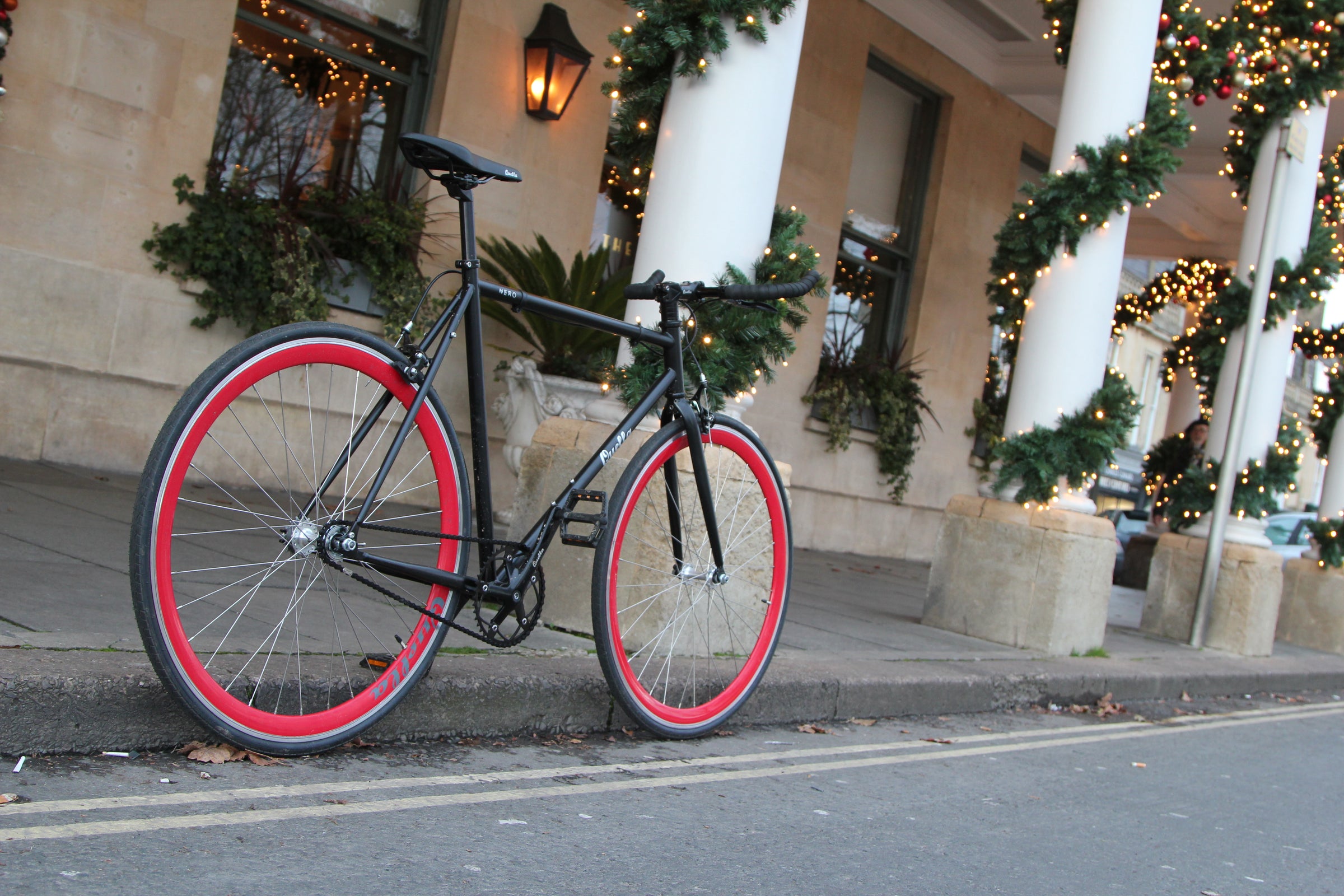 Quella Bikes | Single-Speed & Fixie Bicycles